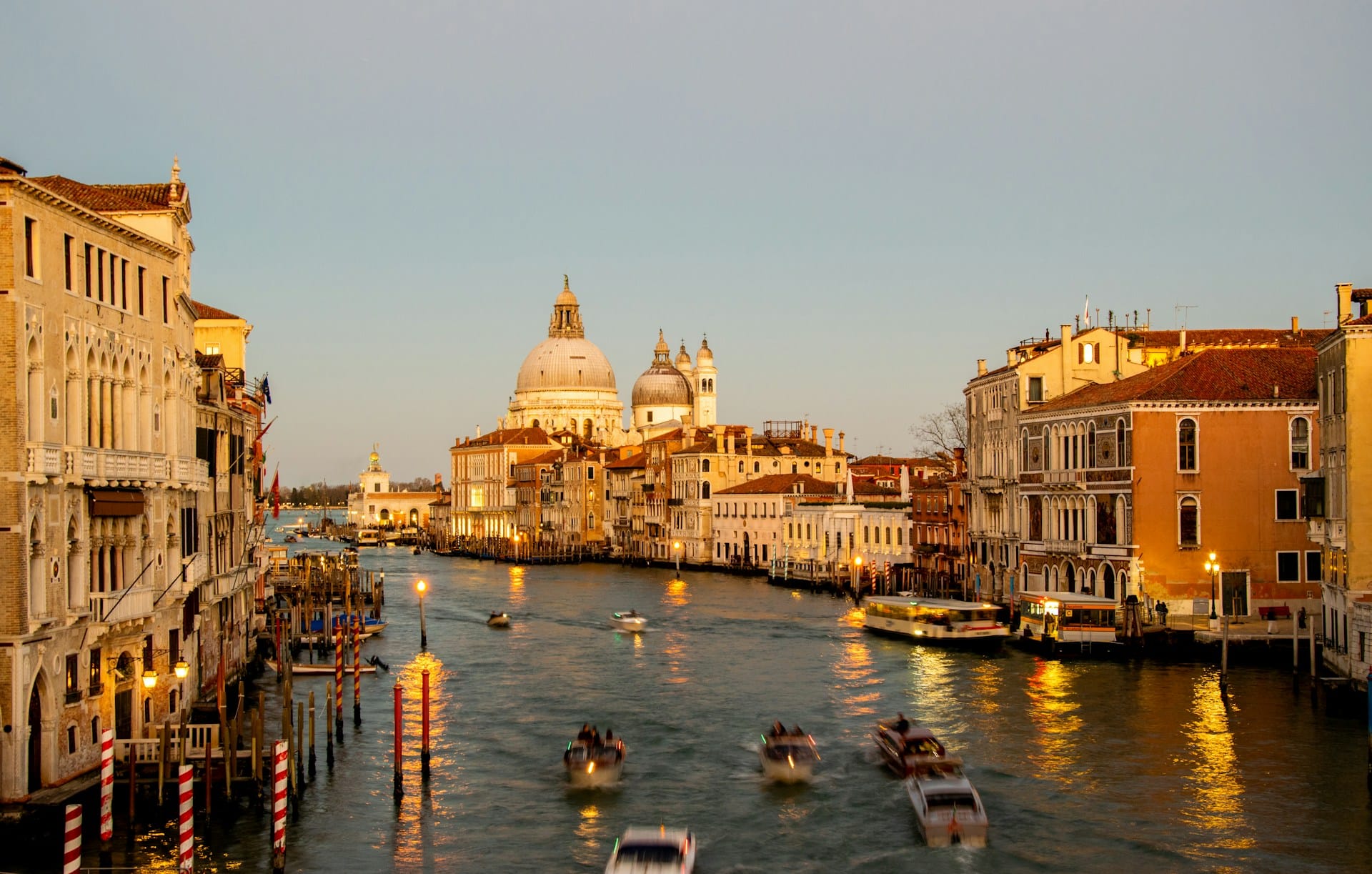 Best Venice night: guide by Bar Do Draghi